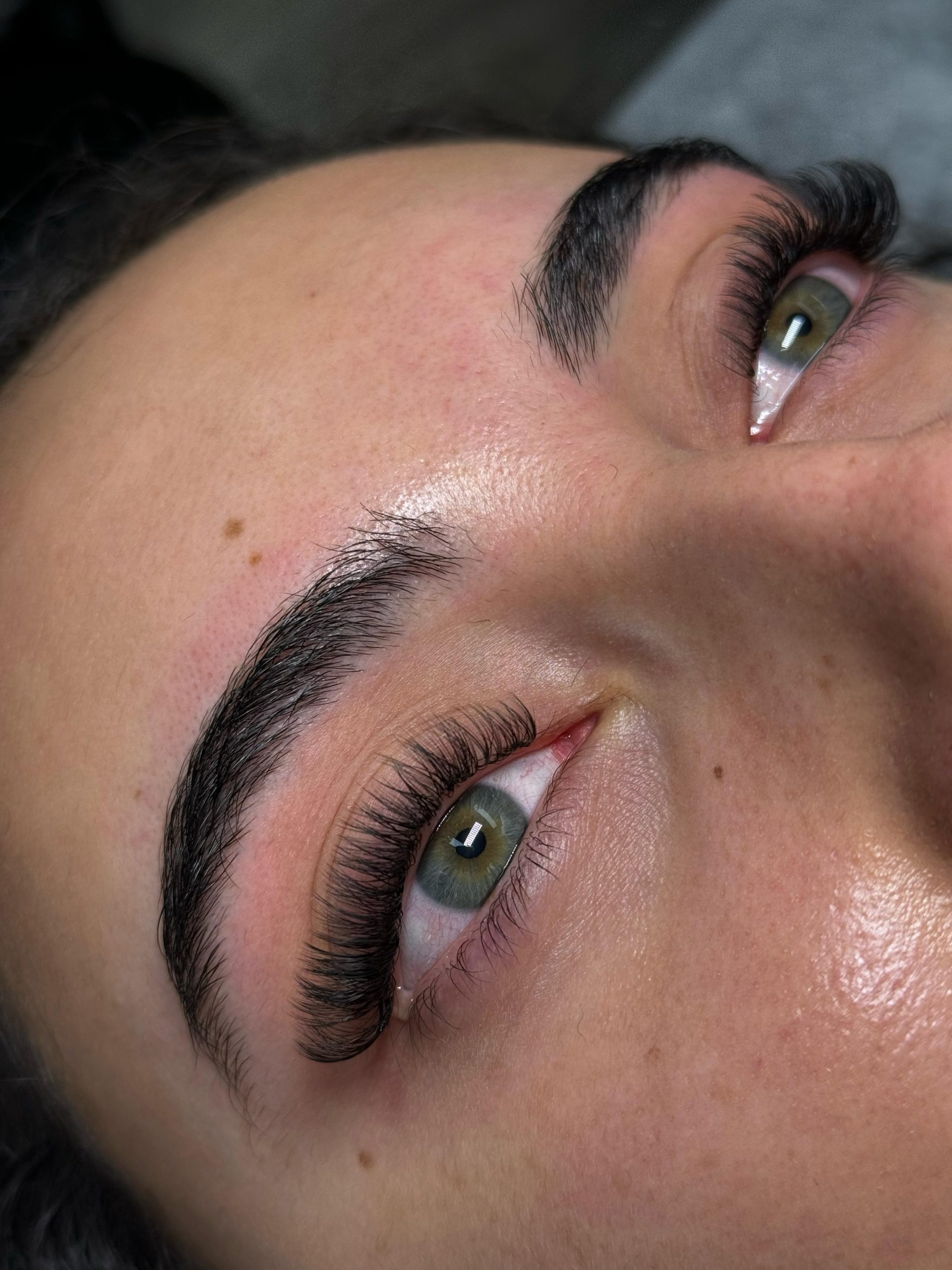 shellz Brow Bar - Shelllz Brow & Lashes